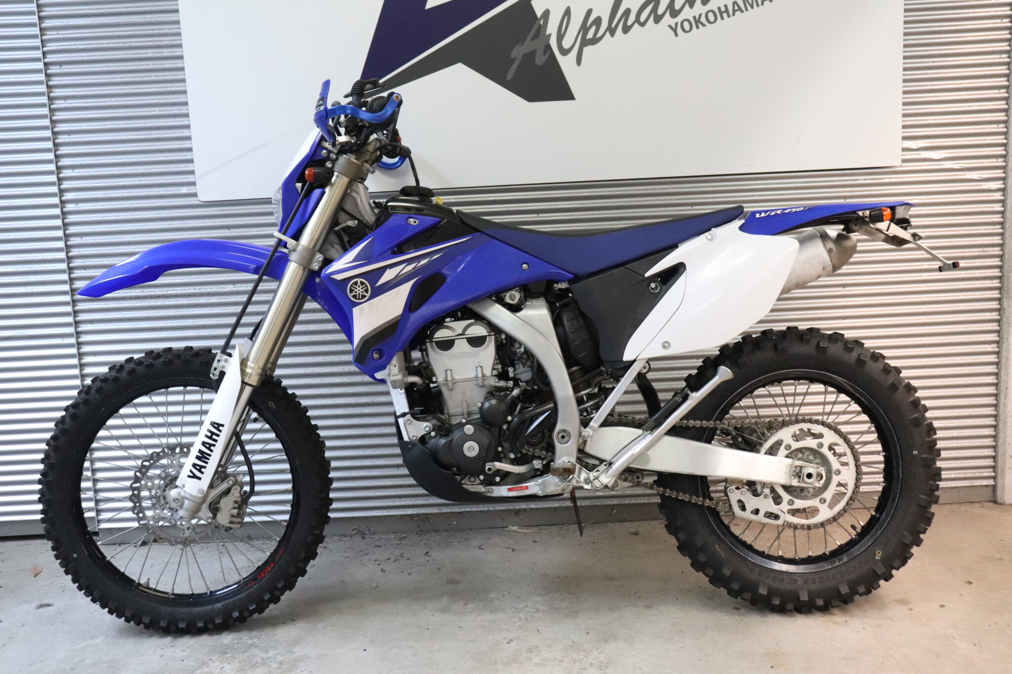 新車中古車情報 | アルファスリー ALPHATHREE